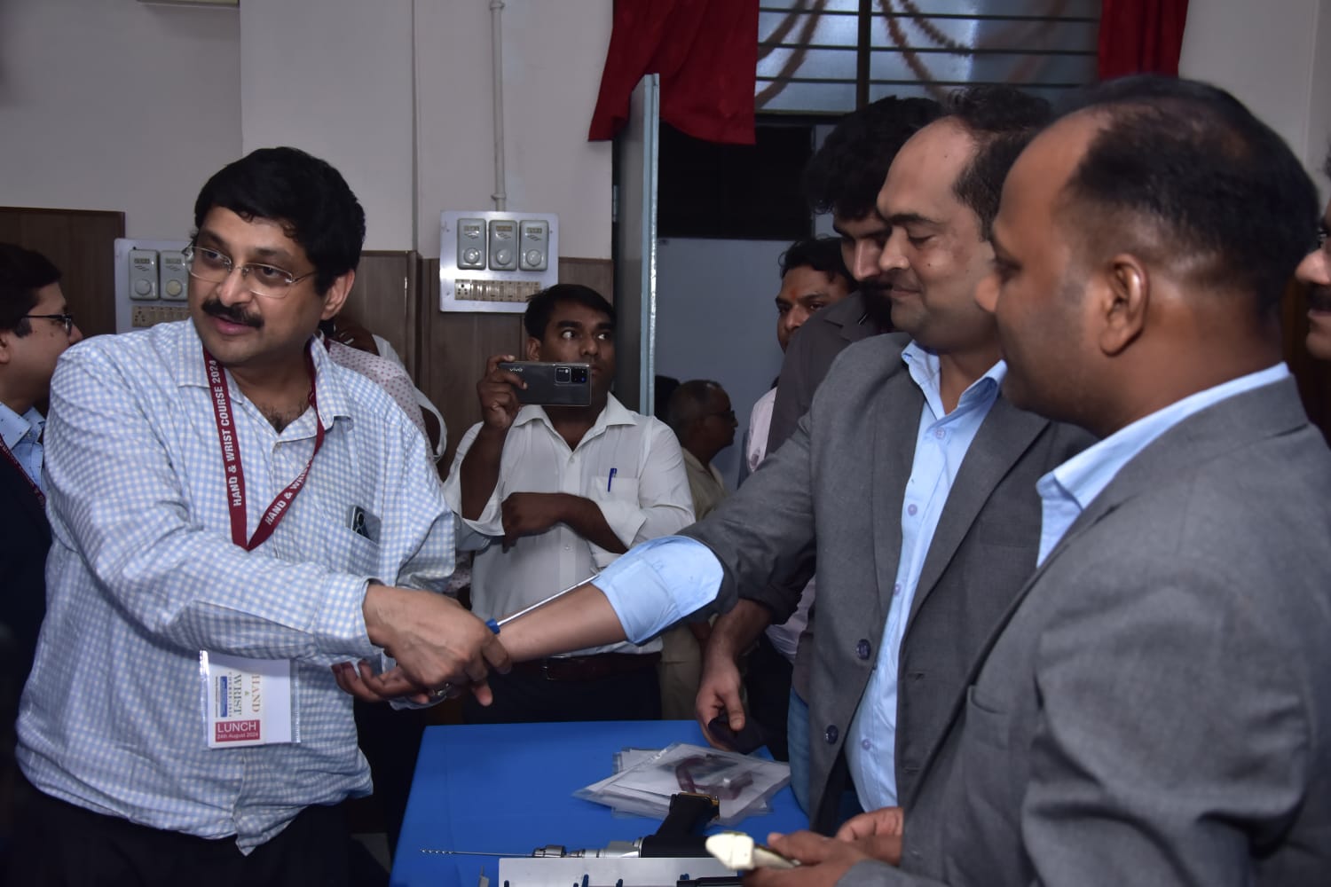 Comprehensive Hand and Wrist Course Held in Bareilly: Experts Share ...